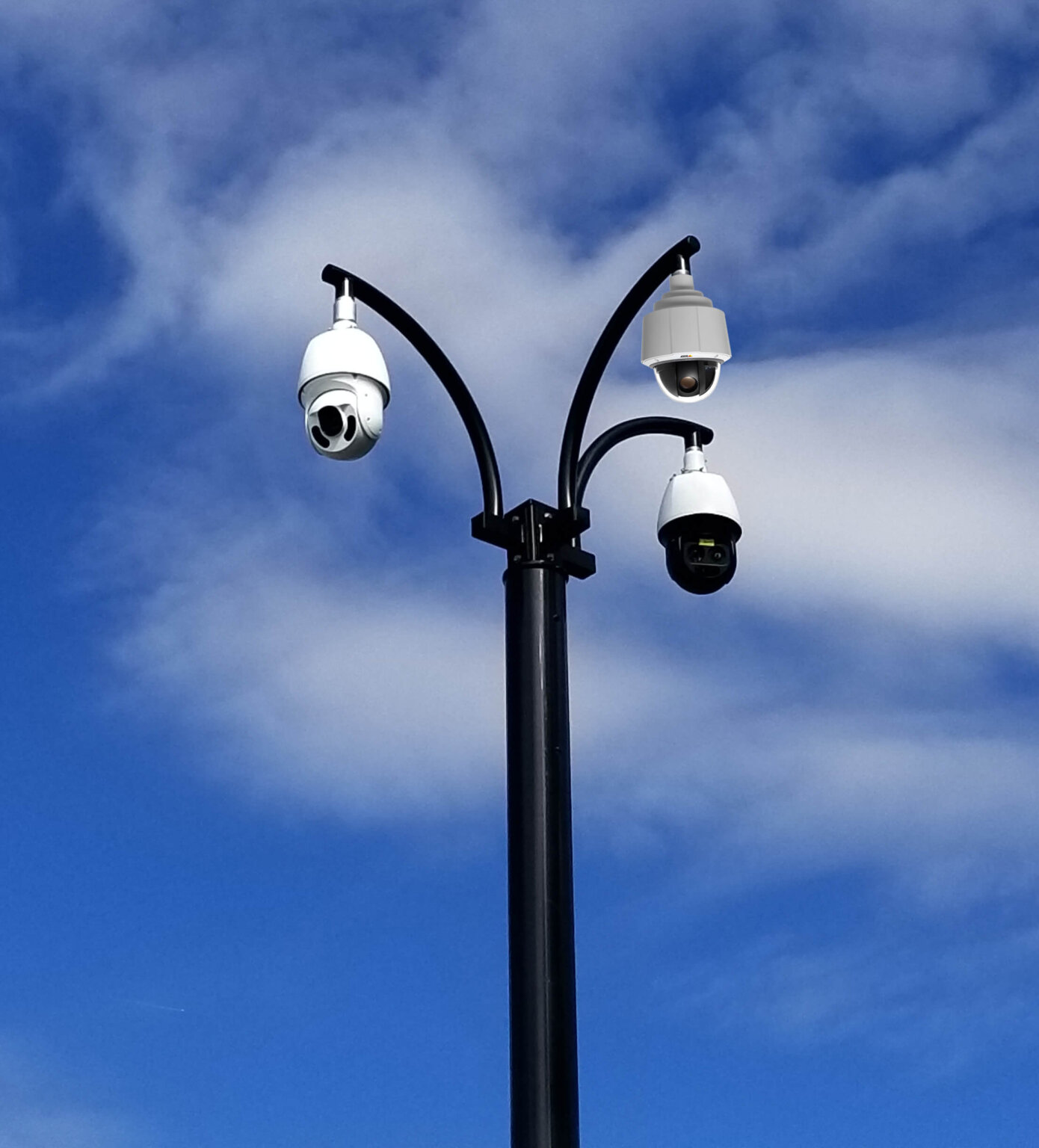 The only camera pole designed for high winds - SteadyMax - Florida Pole