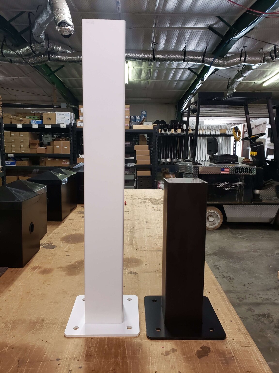 Universal Surface Mounts - Strong Poles