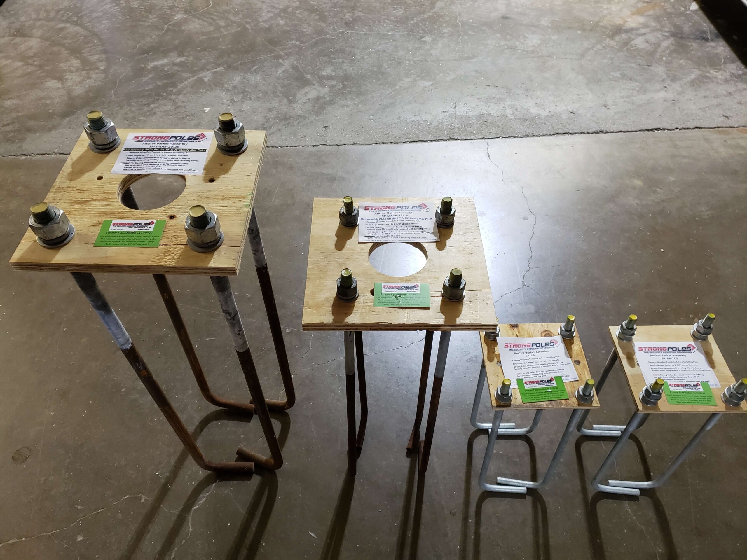 Security Camera Pole Camera Mounts - Strong Poles