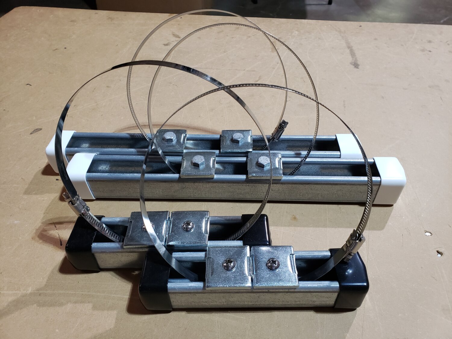 Strong Strut Mounting Bars - Strong Poles