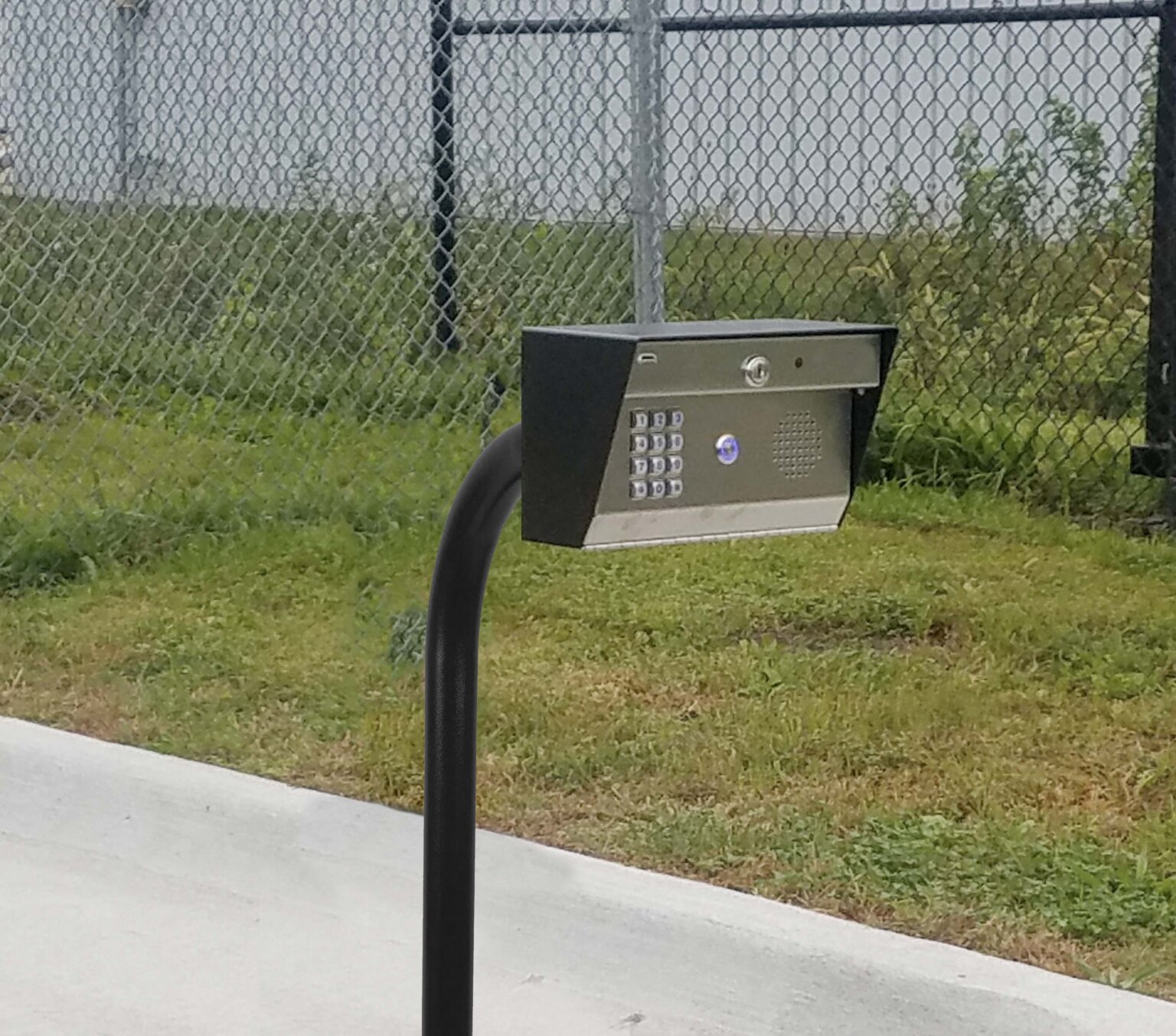 Gooseneck Keypad & Reader Pedestals - Strong Poles