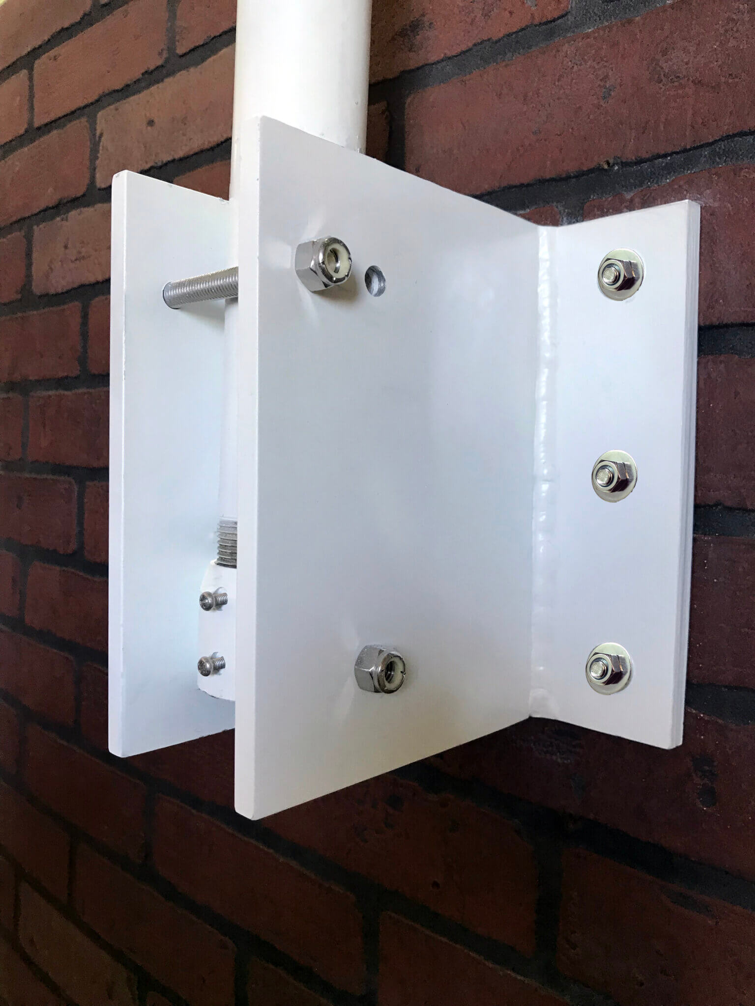 Heavy Duty Parapet Wall Camera Mount - Strong Poles